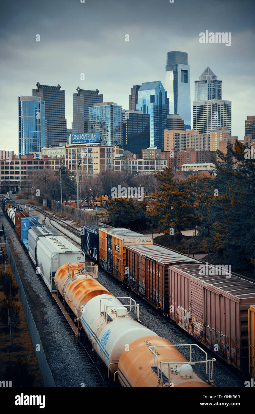 PHILADELPHIA, PENNSYLVANIA - MAR 26: city skyline with cargo train on ...