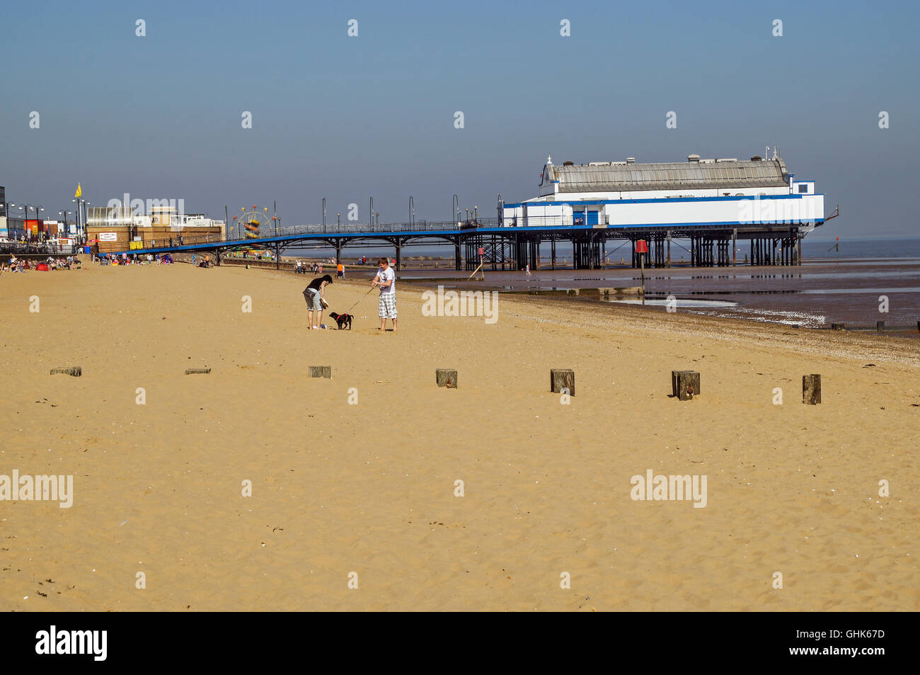Cleethorpes beach and pier Stock Photo - Alamy