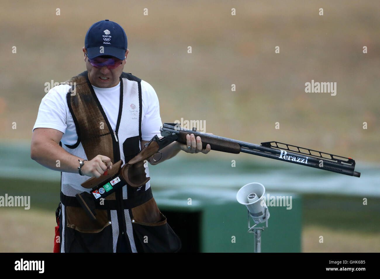 Olympics shooting team gb shooting shoots shooter gv hi-res stock ...