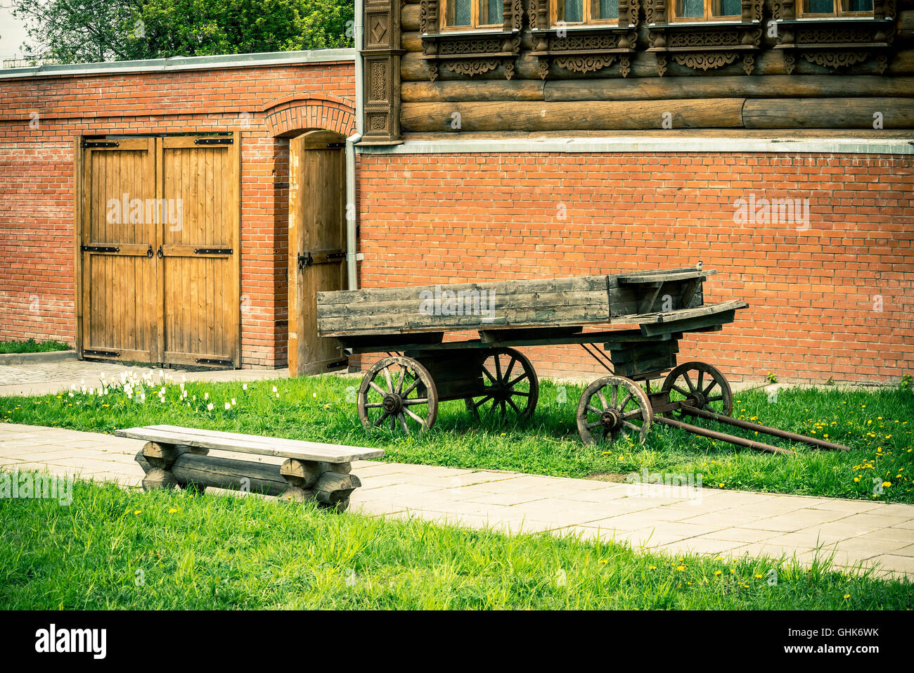 old rural yard Stock Photo - Alamy