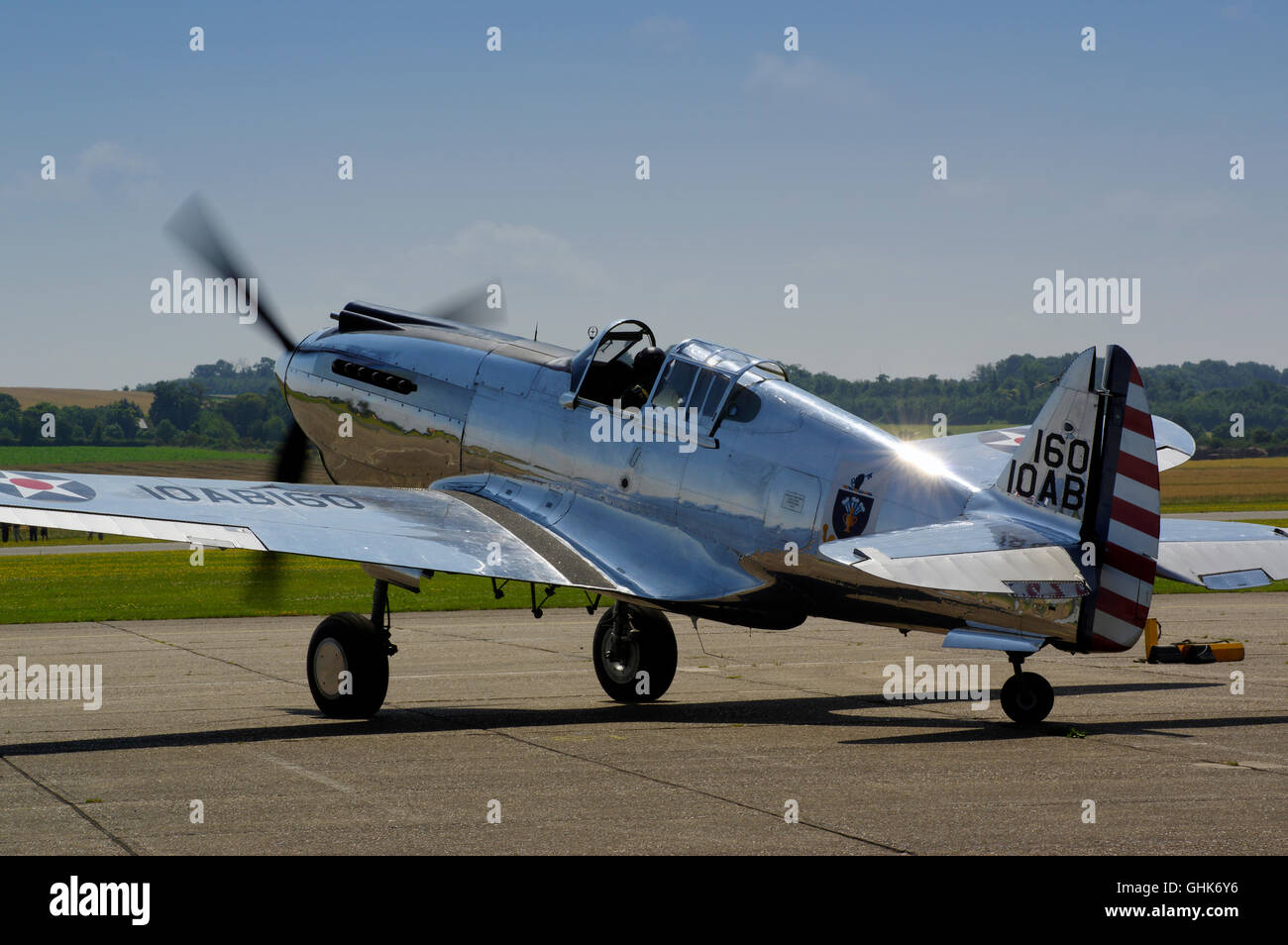 Curtiss P-40 Tomahawk at Duxford Stock Photo - Alamy