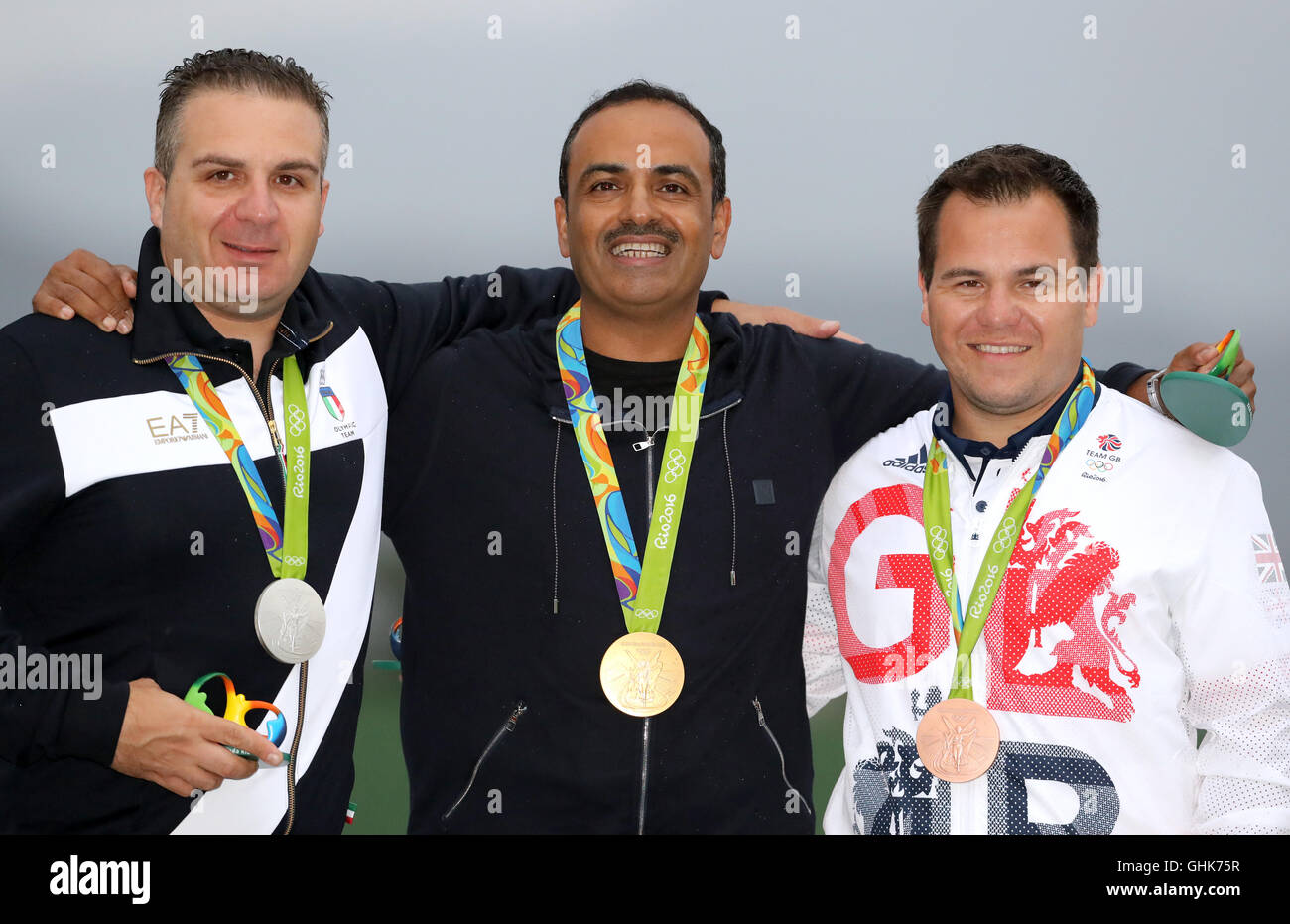Great Britain's Steven Scott (right) with his bronze medal alongside ...