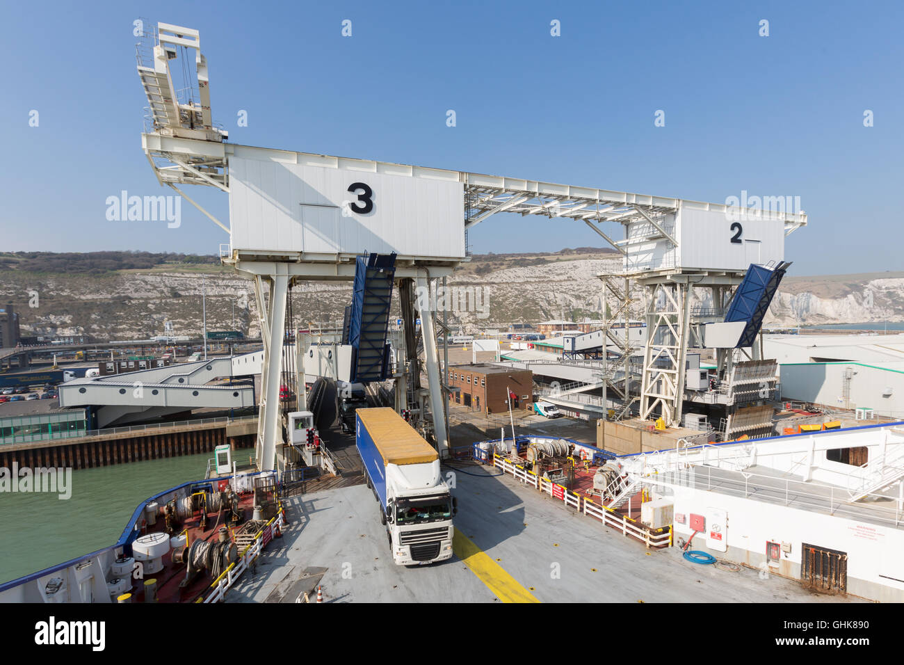 Dover truck hi-res stock photography and images - Alamy