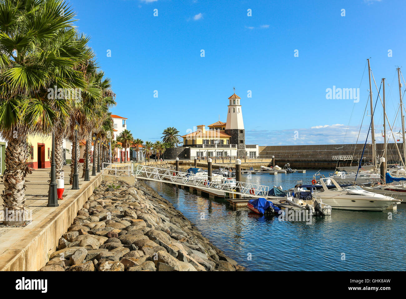 Canical hi-res stock photography and images - Alamy
