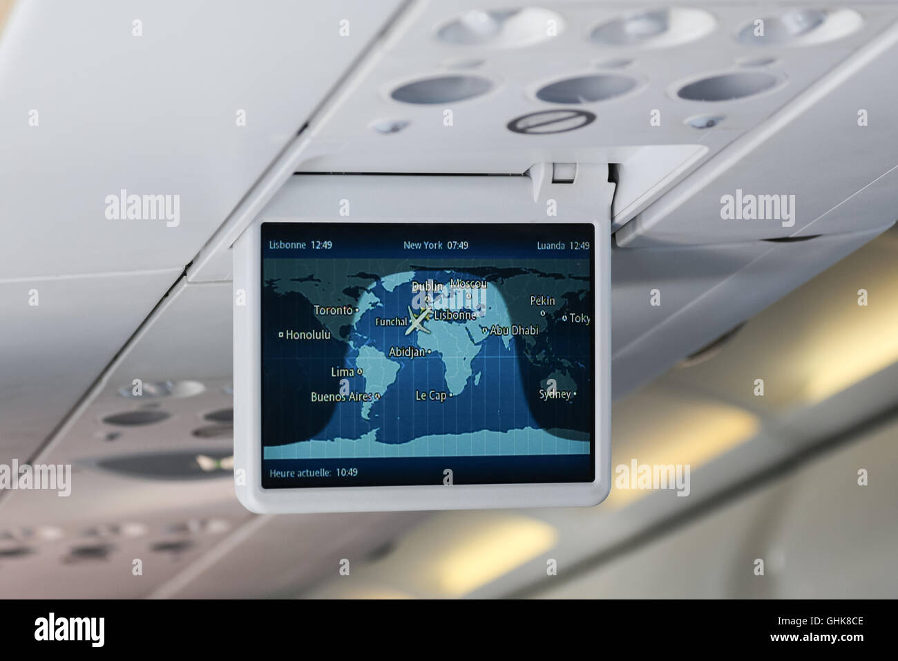 Airplane screen hi-res stock photography and images - Alamy