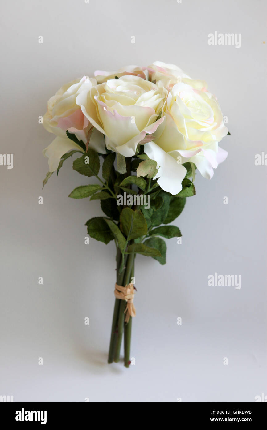 Single rose bouquet hi-res stock photography and images - Alamy