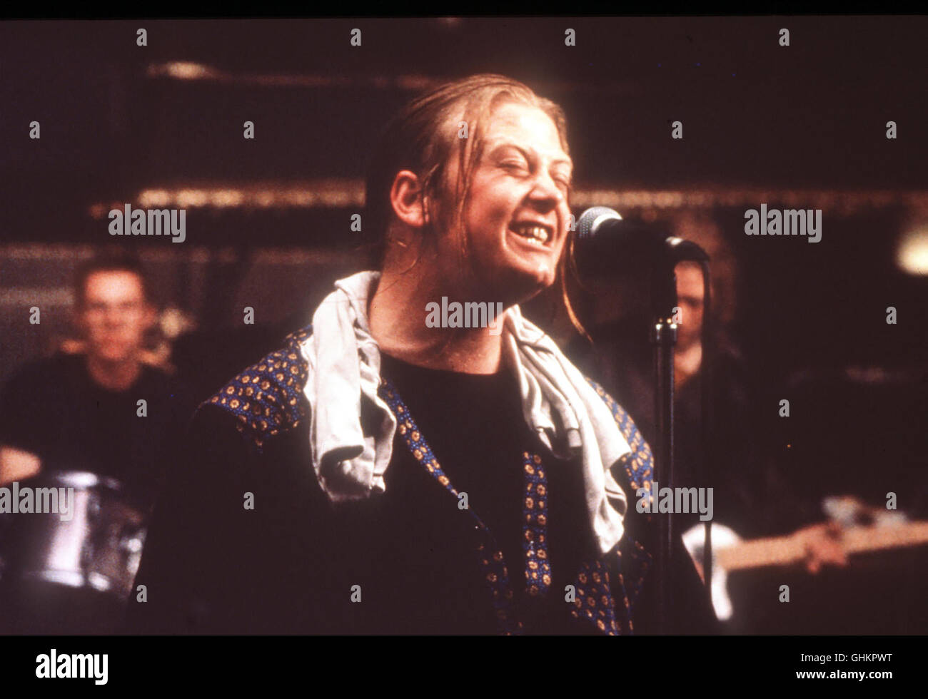 Deco Cuffe (ANDREW STRONG) ist der Leadsänger der "Commitments ...