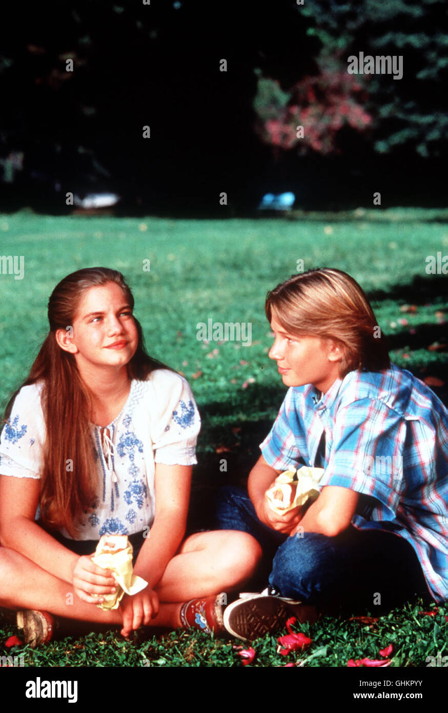 Die dreizehnjährige Vada (ANNA CHLUMSKY) reist nach Los Angeles, um ...