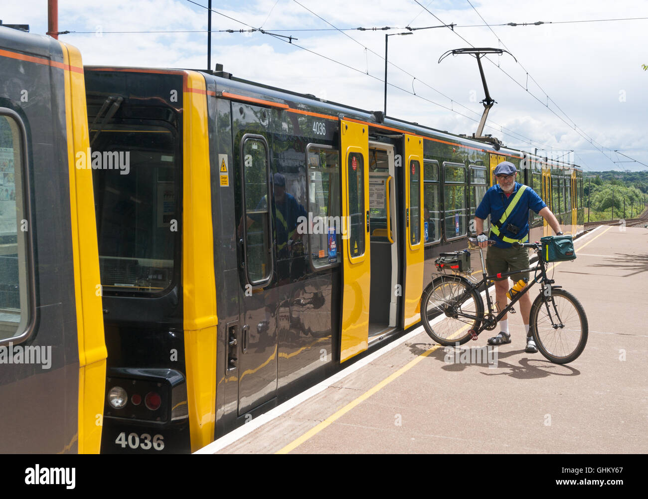 Taking bike on train hi-res stock photography and images - Alamy
