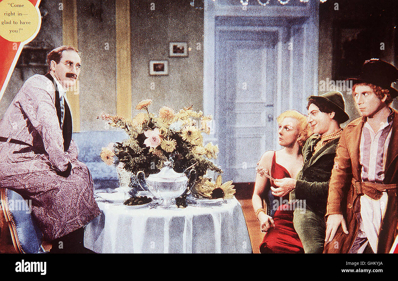 Szene mit GROUCHO MARX CHICO MARX HARPO MARX Regie: Sam Wood aka. A Day ...