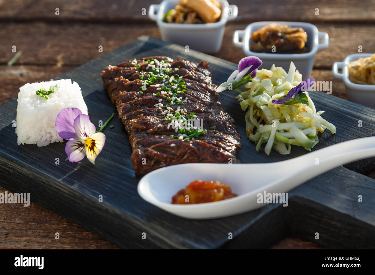 Korean bbq beef with marinated vegetables Stock Photo - Alamy