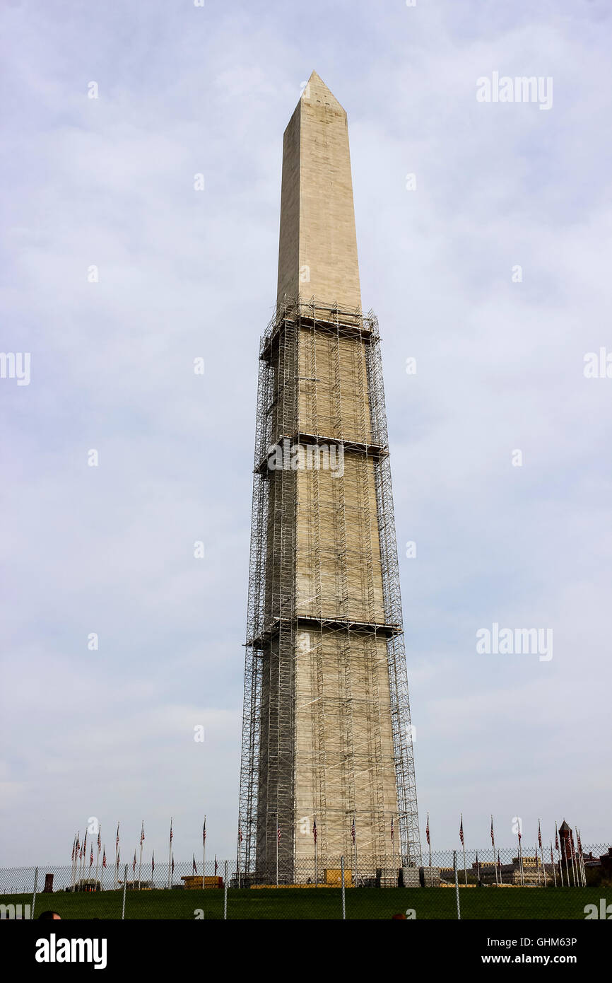 Washington Memorial Monument with Scaffolding Stock Photo - Alamy