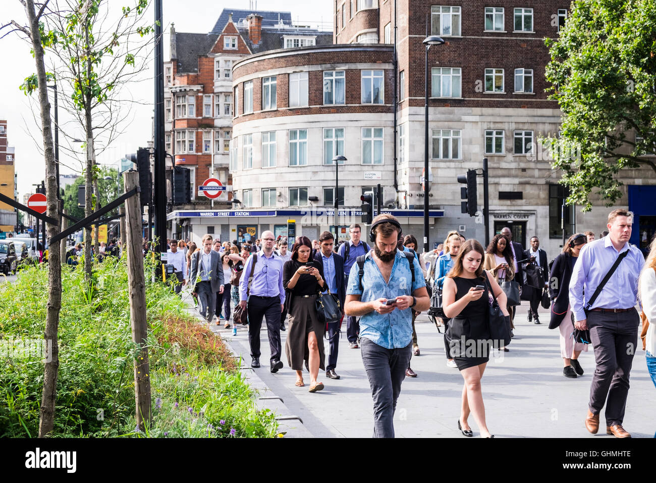Morning commuters, Euston Road, London, England, U.K Stock Photo - Alamy