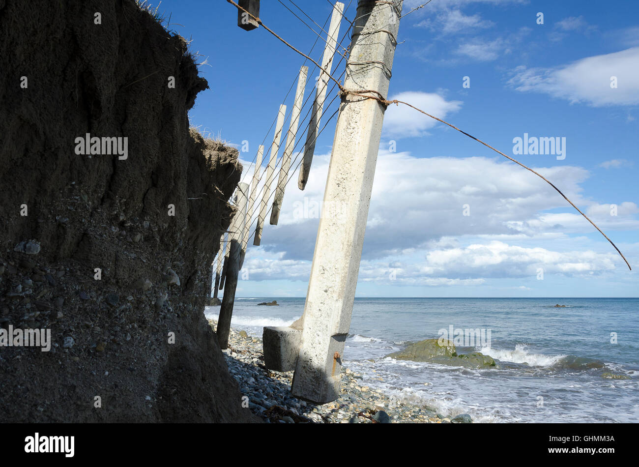 Coastal erosion undercut hi-res stock photography and images - Alamy