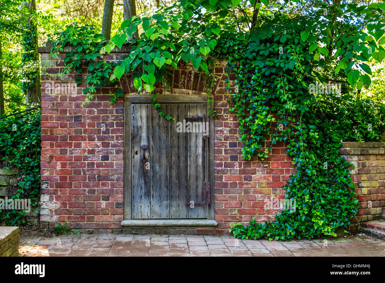 George Washington Original Tomb Stock Photo - Alamy