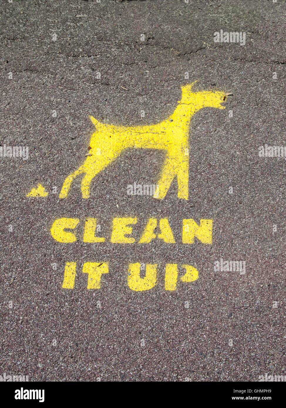 Image of dog fouling sign hi-res stock photography and images - Alamy
