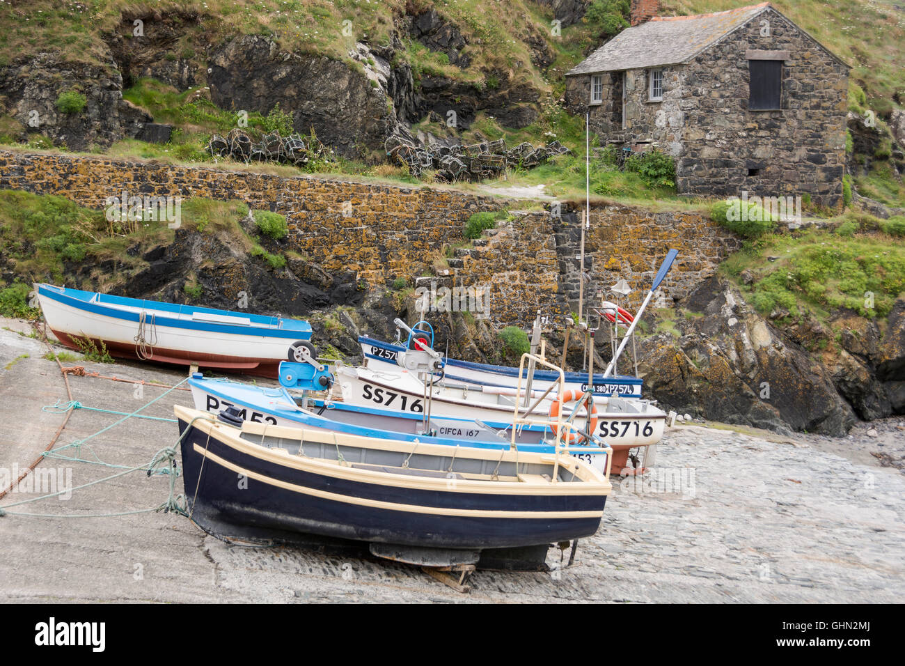 The pretty fishing village of Mullion Cove in Cornwall Stock Photo - Alamy