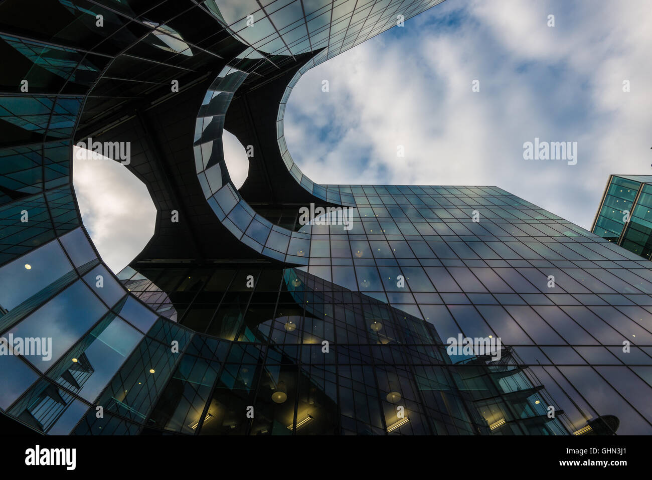 Pwc building london hi-res stock photography and images - Alamy