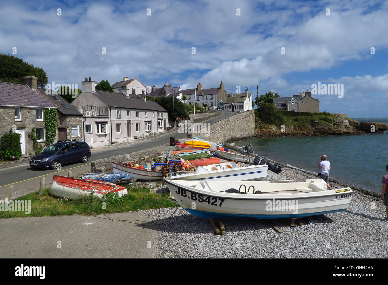 Seafront moelfre anglesey hi-res stock photography and images - Alamy