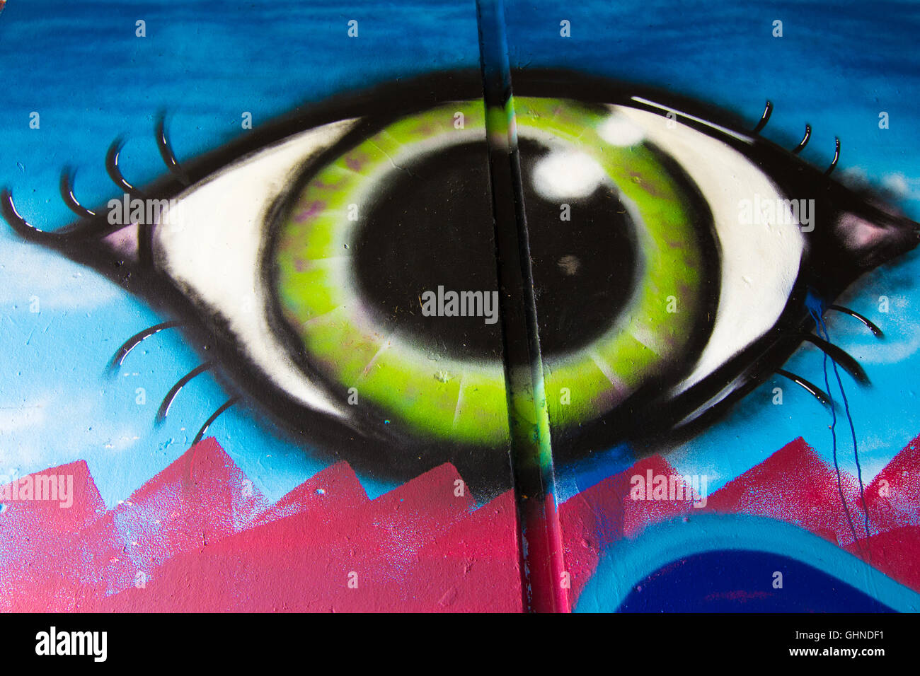 Graffiti eye hi-res stock photography and images - Alamy