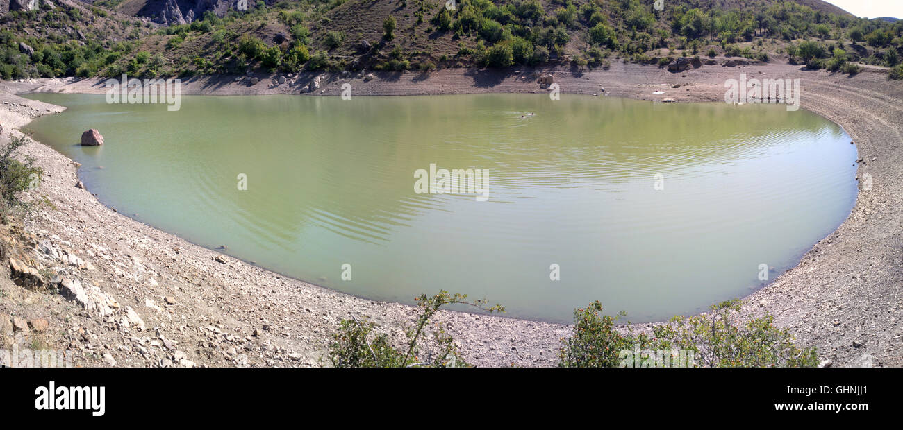 Dried reservoir hi-res stock photography and images - Alamy