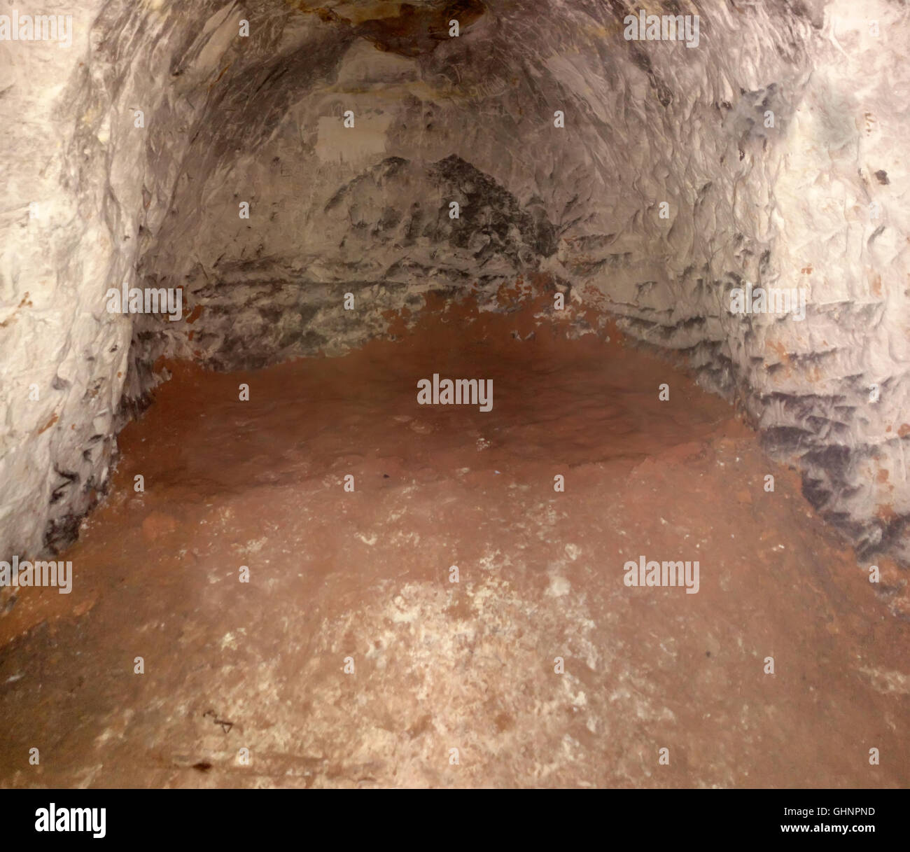 digger, miner tunnel deeply underground. deadlock in a cave Stock Photo ...