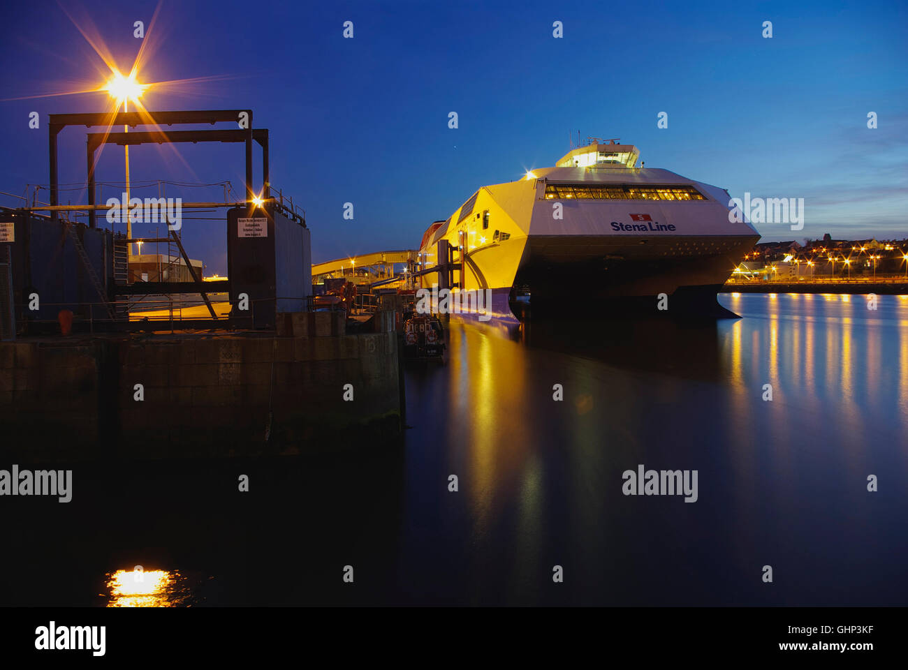 High Speed Ship High Resolution Stock Photography and Images - Alamy