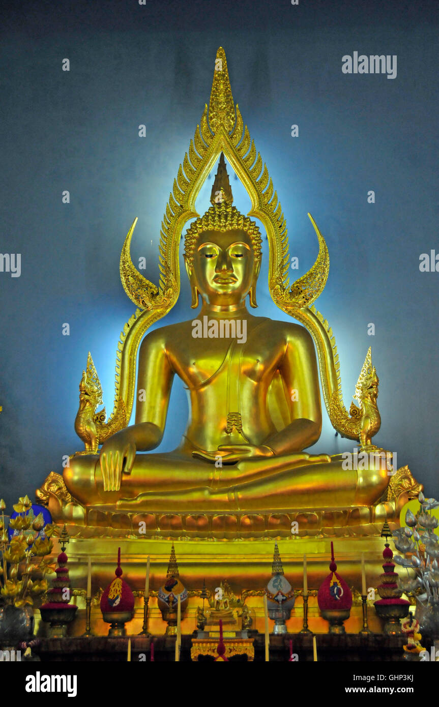 Buddhastatue hi-res stock photography and images - Alamy