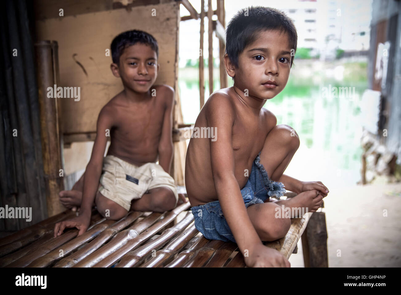 Slum boys hi-res stock photography and images - Alamy