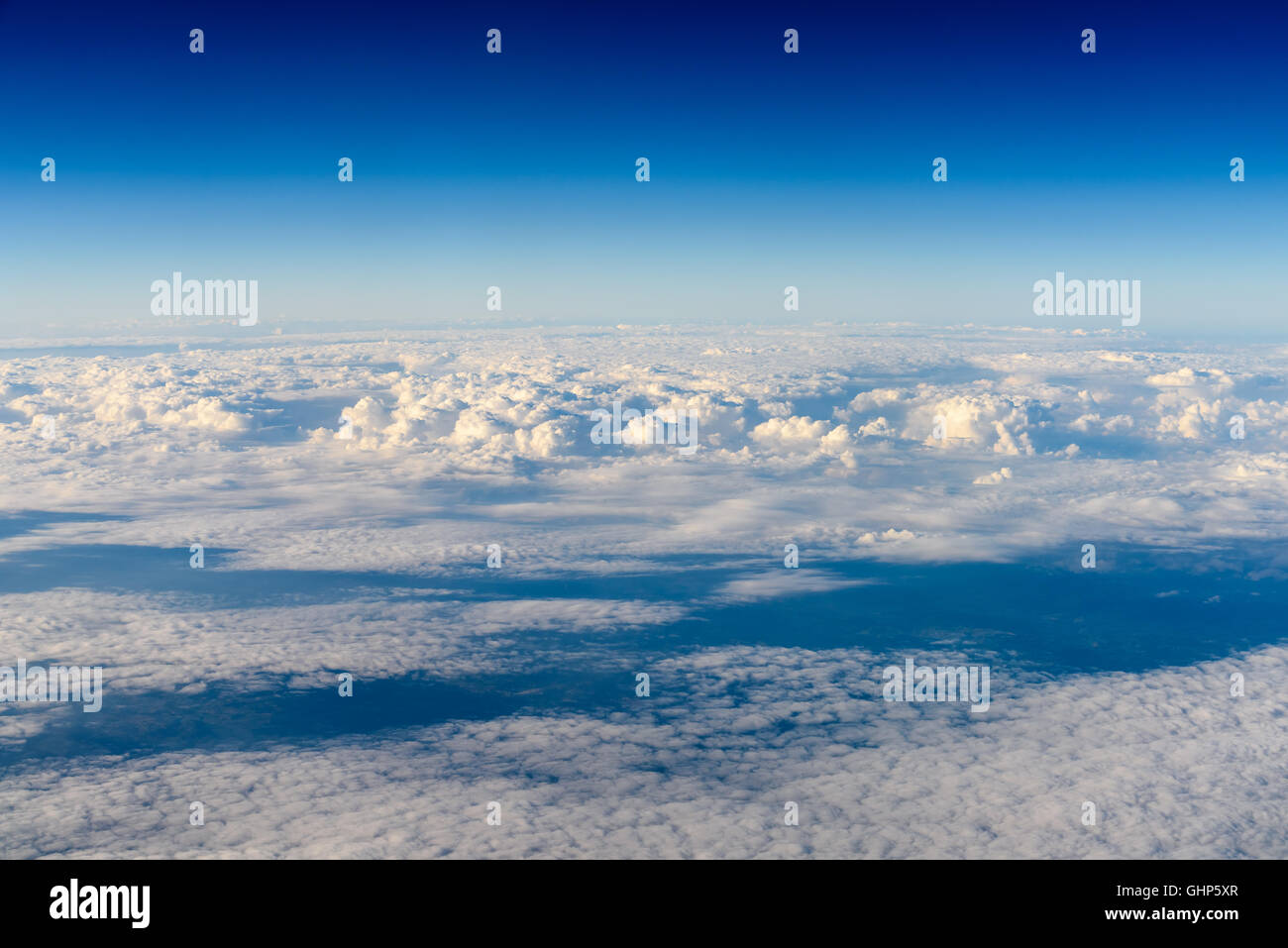 Curved earth from airplane hi-res stock photography and images - Alamy