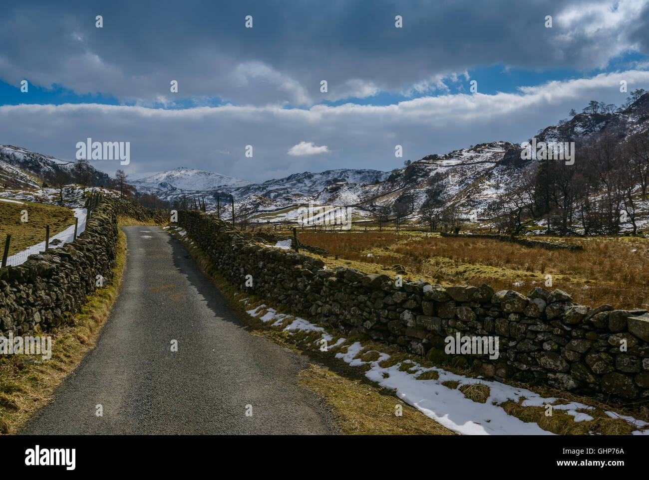 Road b5289 hi-res stock photography and images - Alamy