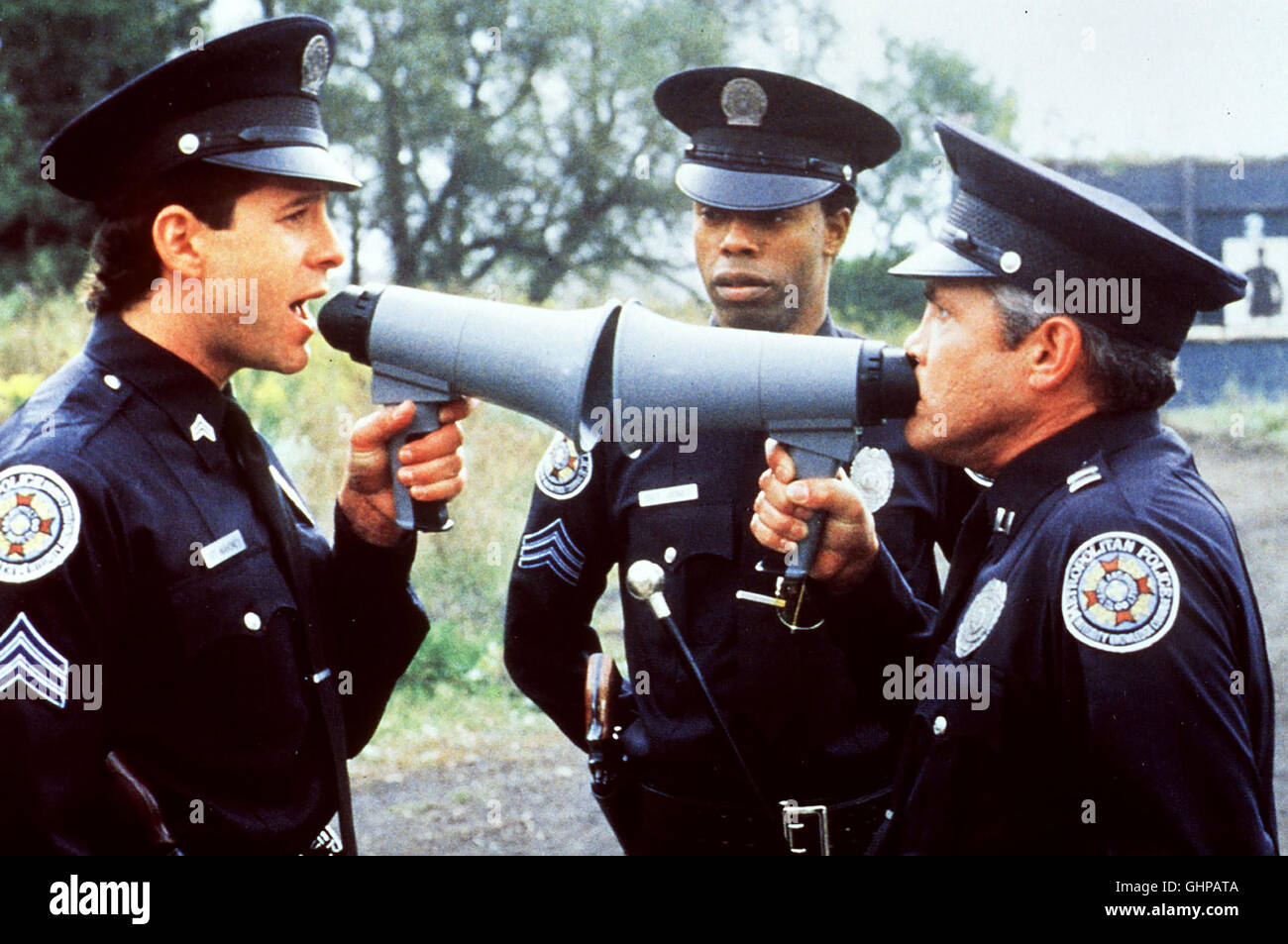 POLICE ACADEMY IV - ...UND JETZT GEHT'S RUND Commander Lassard, Chef ...