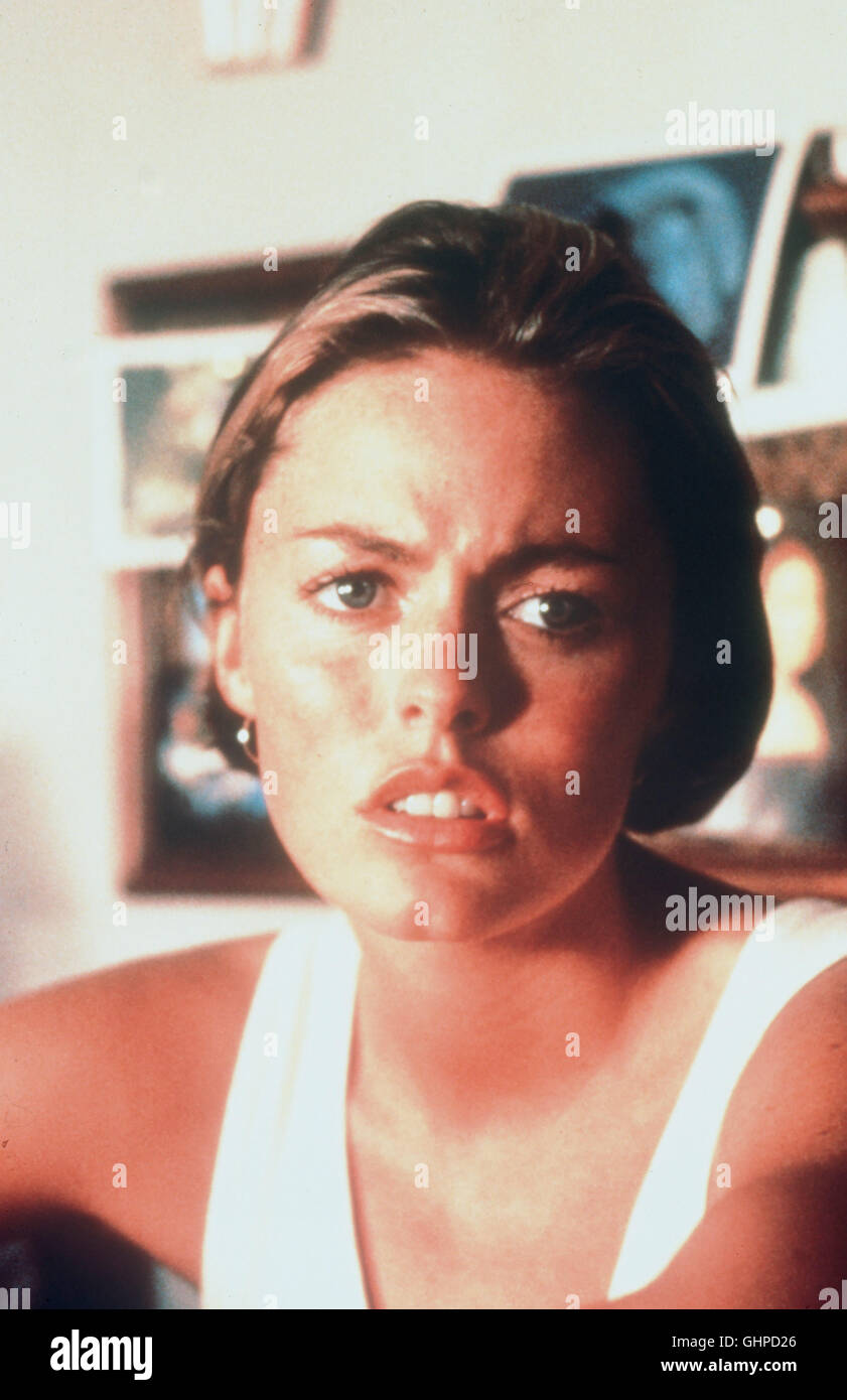 Twenty-One - Für die 21-jährige Sekretärin Katie (PATSY KENSIT) aus ...