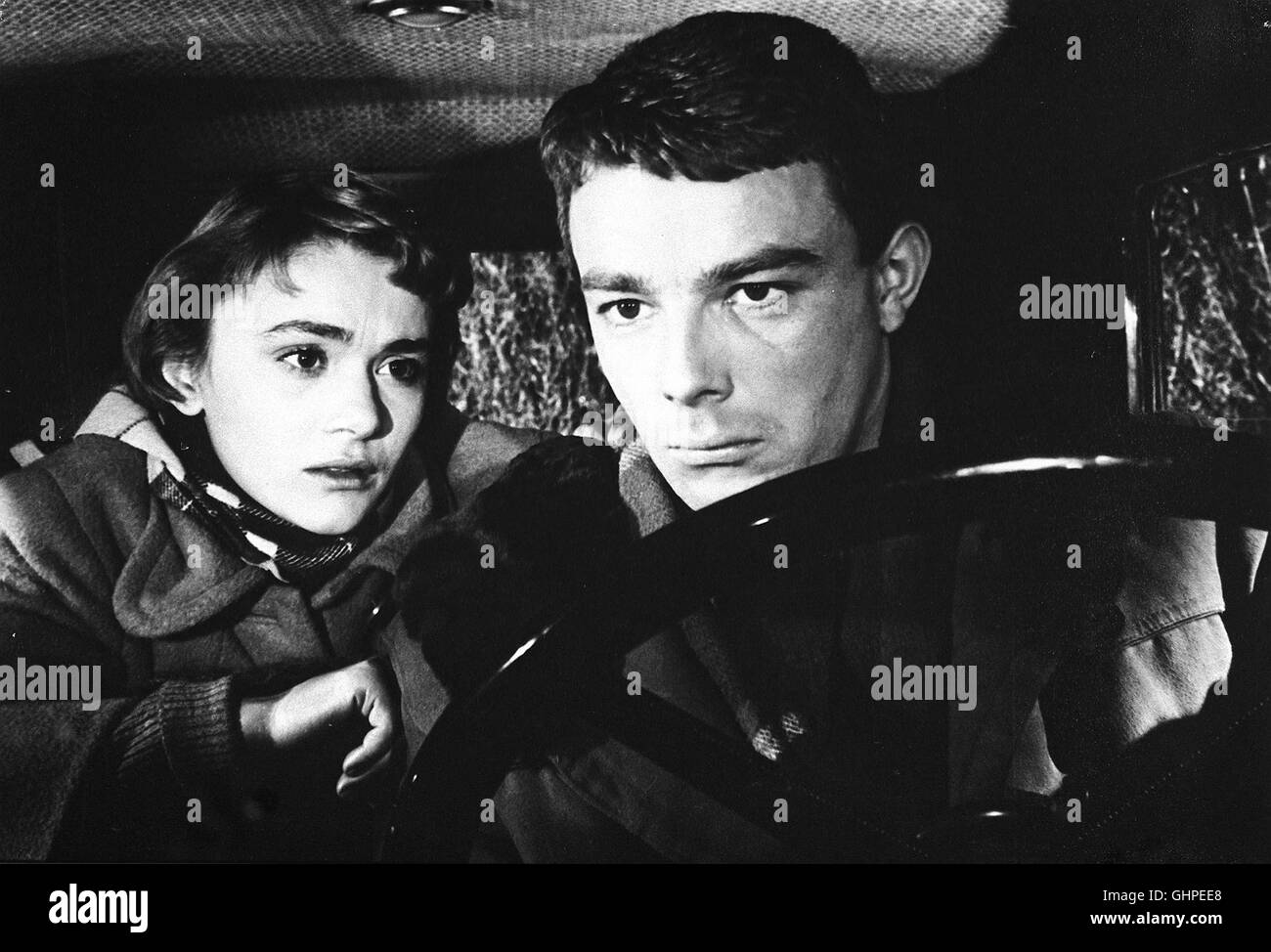 der engel, der ein teufel war - Catherine (DANIELE DELORME) treibt ihr ...