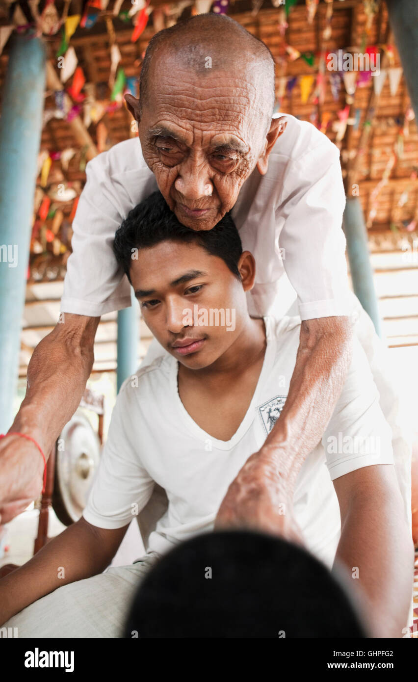 Master Ling Srei ( Srey) teaches a Kantoam Ming class at Wat Atwea ...