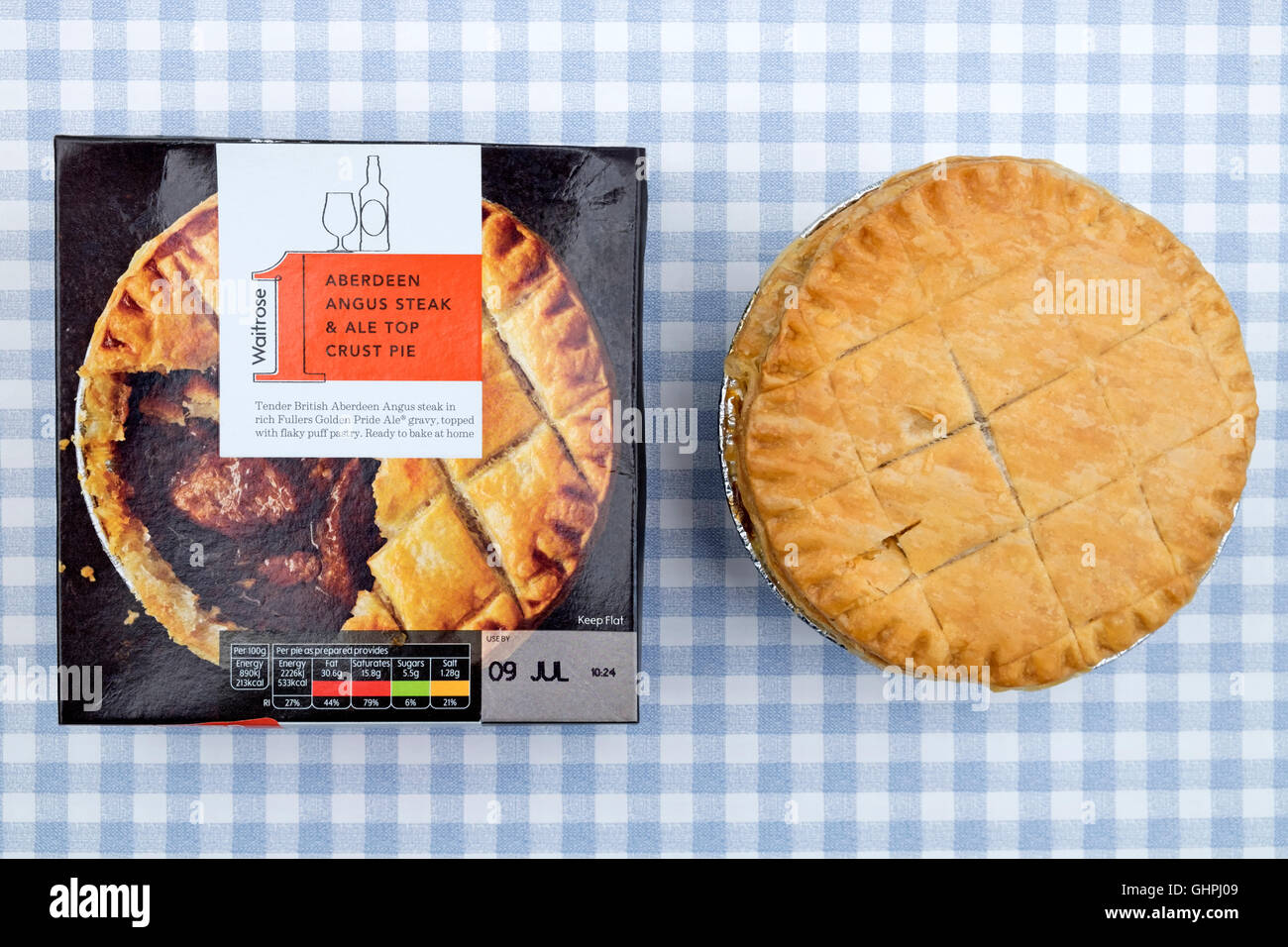 Waitrose 1 Aberdeen Angus steak pie Stock Photo - Alamy