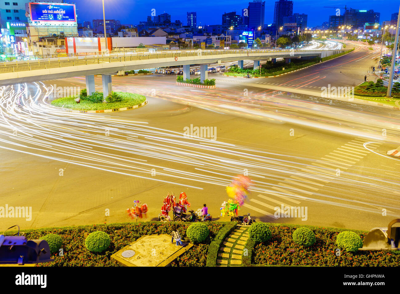Circulation by vehicle at Hang Xanh intersection flyover, Saigon, Vietnam. Ho Chi Minh city (aka ...