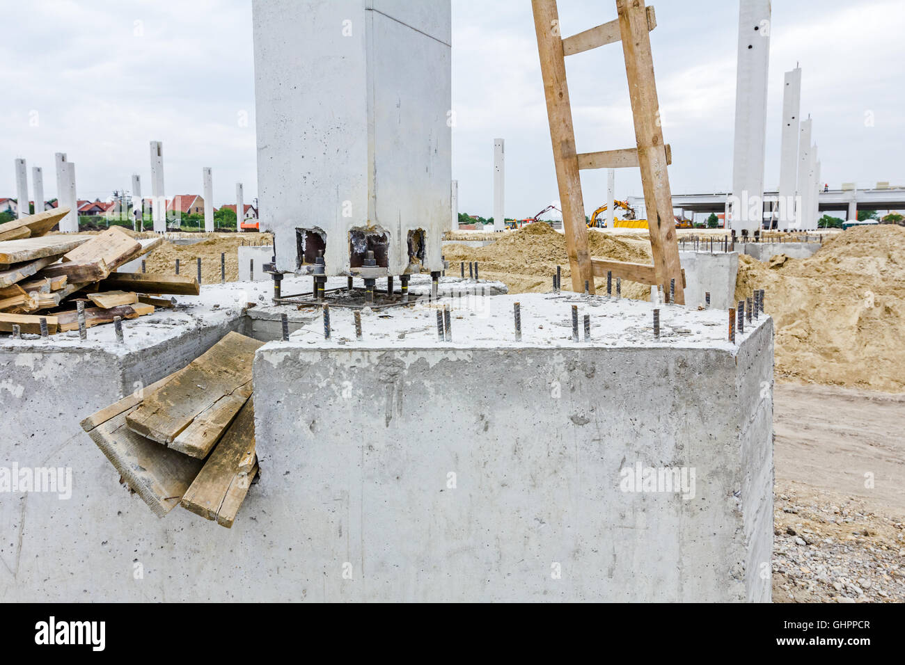 Rebar protruding from concrete hi-res stock photography and images - Alamy