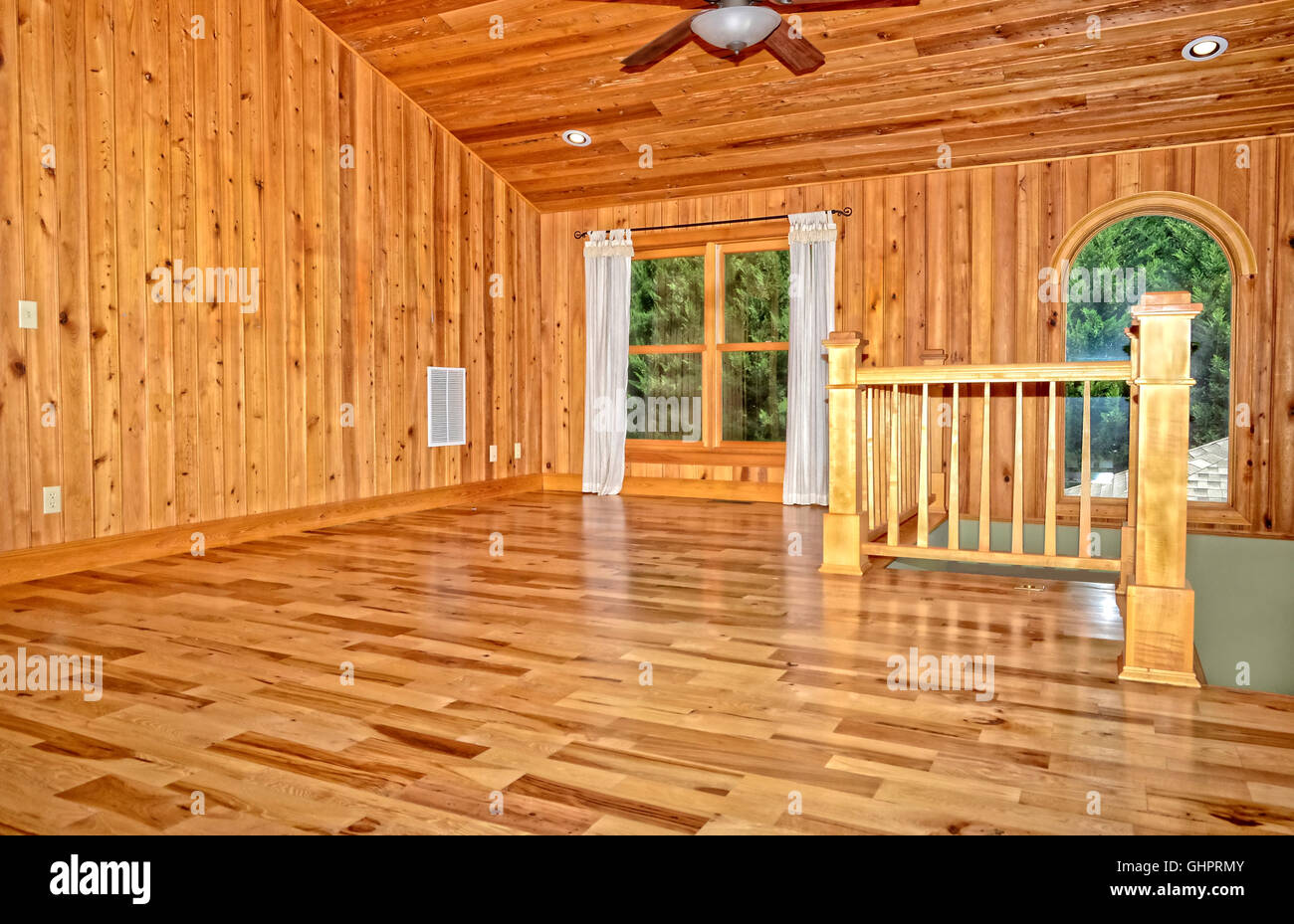 Log Cabin Empty Living Room