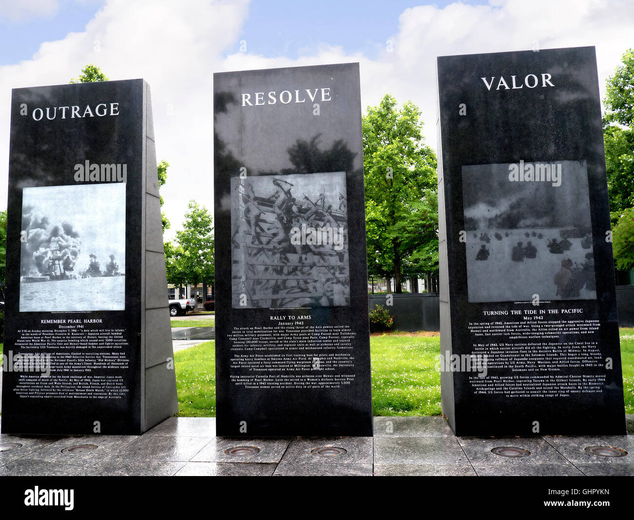 Tennessee memorial sculptures and fountain to those involved in ...