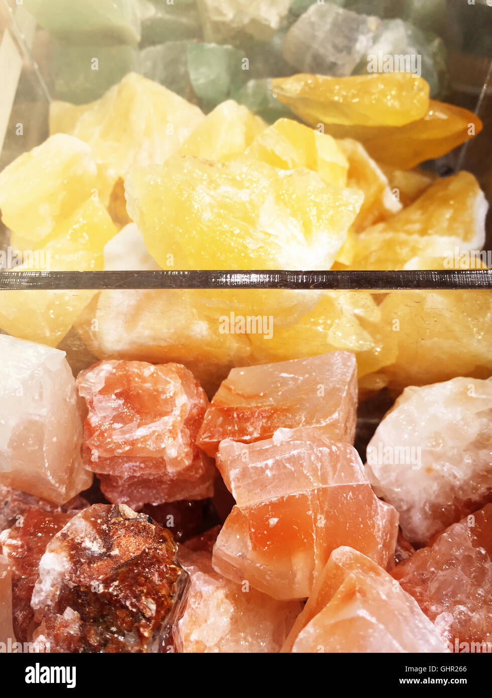 Calcite colors hi-res stock photography and images - Alamy