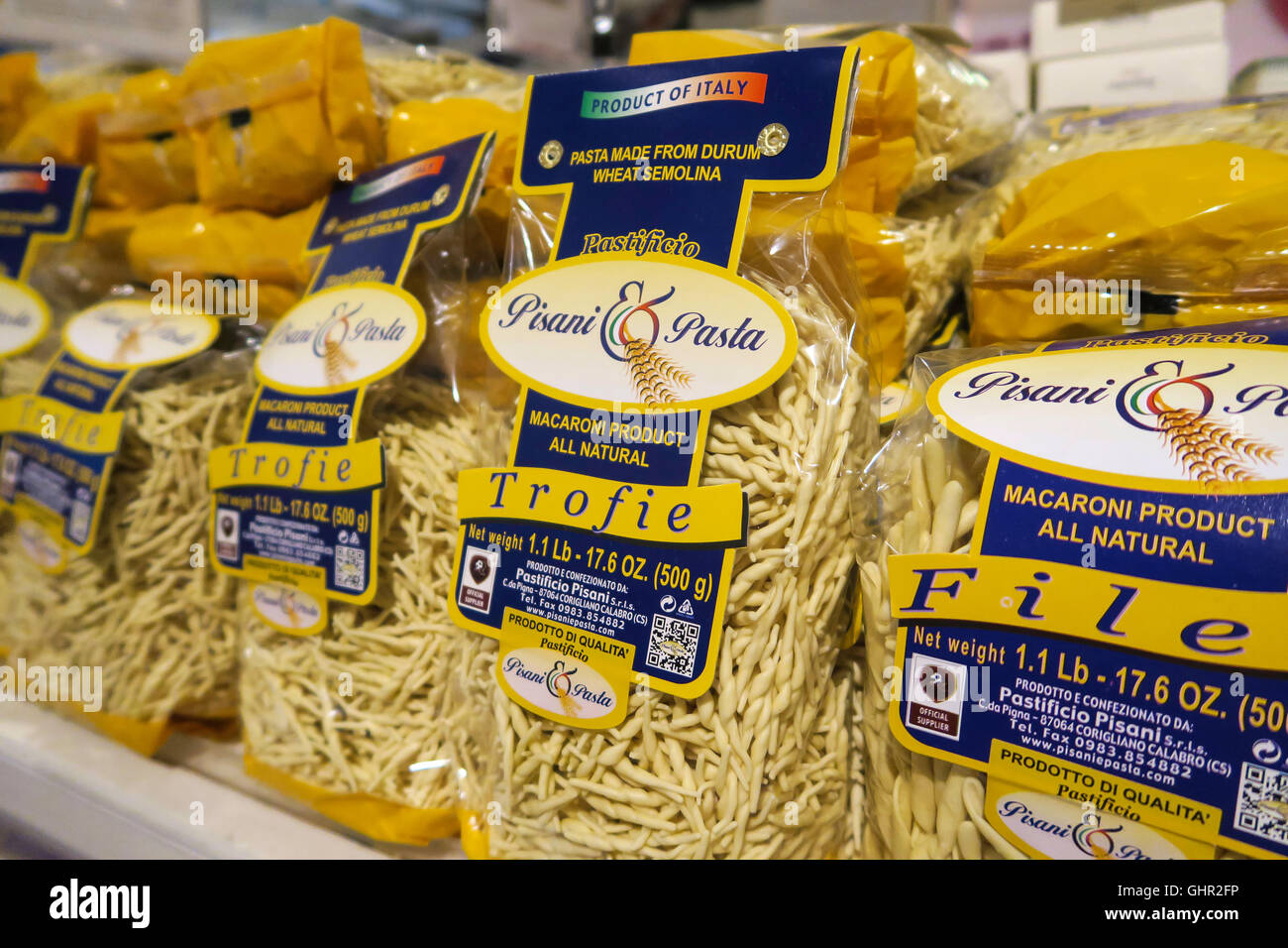 Italian macaroni label hi-res stock photography and images - Alamy