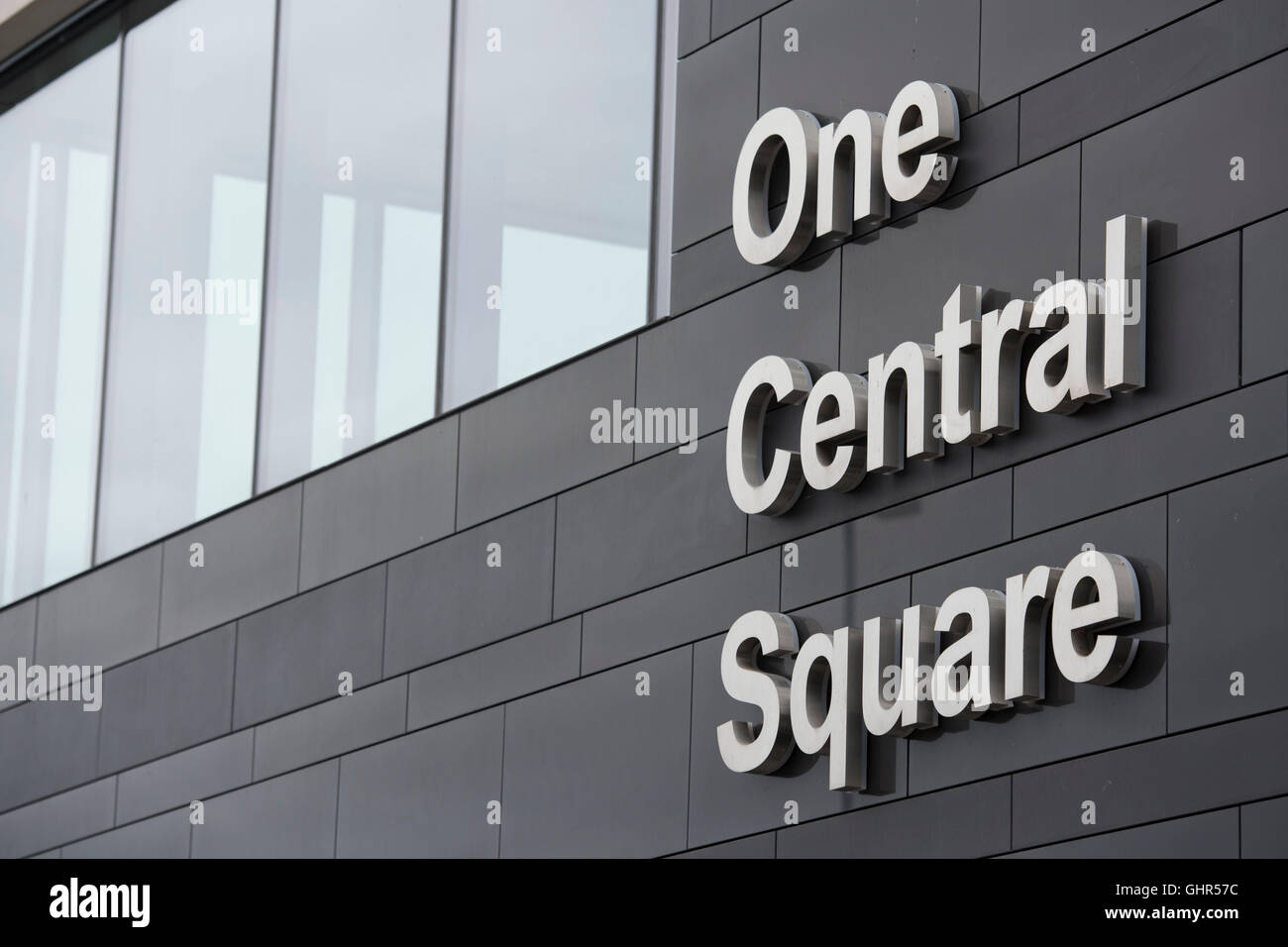 One Central Square office building in Cardiff, South Wales Stock Photo ...