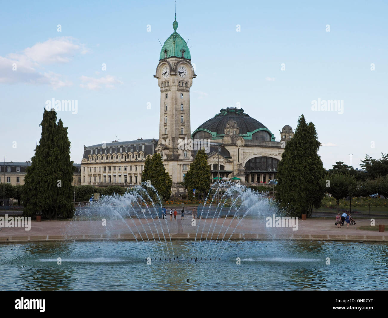 French monumental architecture hi-res stock photography and images - Alamy