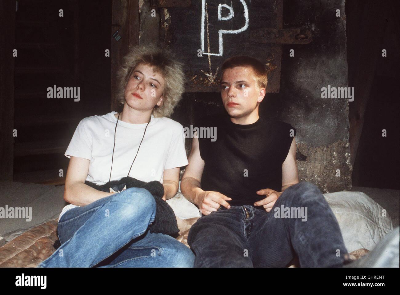 jana und jan - In einer Jugendhaftanstalt lernen sich Jana (KRISTIN ...