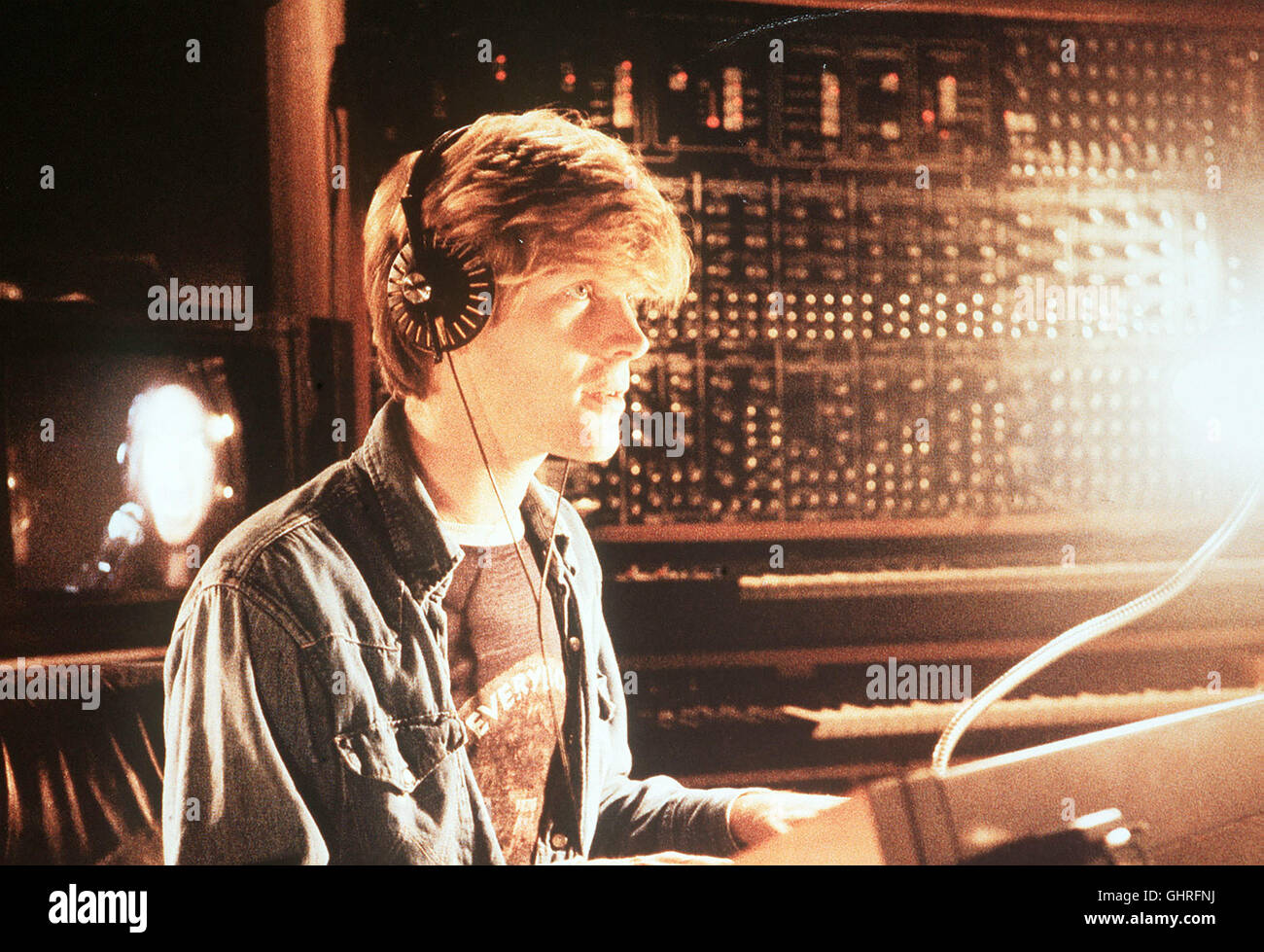 white star - Ein Musikmanager versucht mit allen erdenklichen Mitteln ...