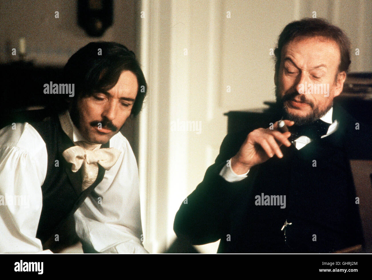 die strauss-dynastie (1) - Johann Strauss (ANTHONY HIGGINS) hat seine ...