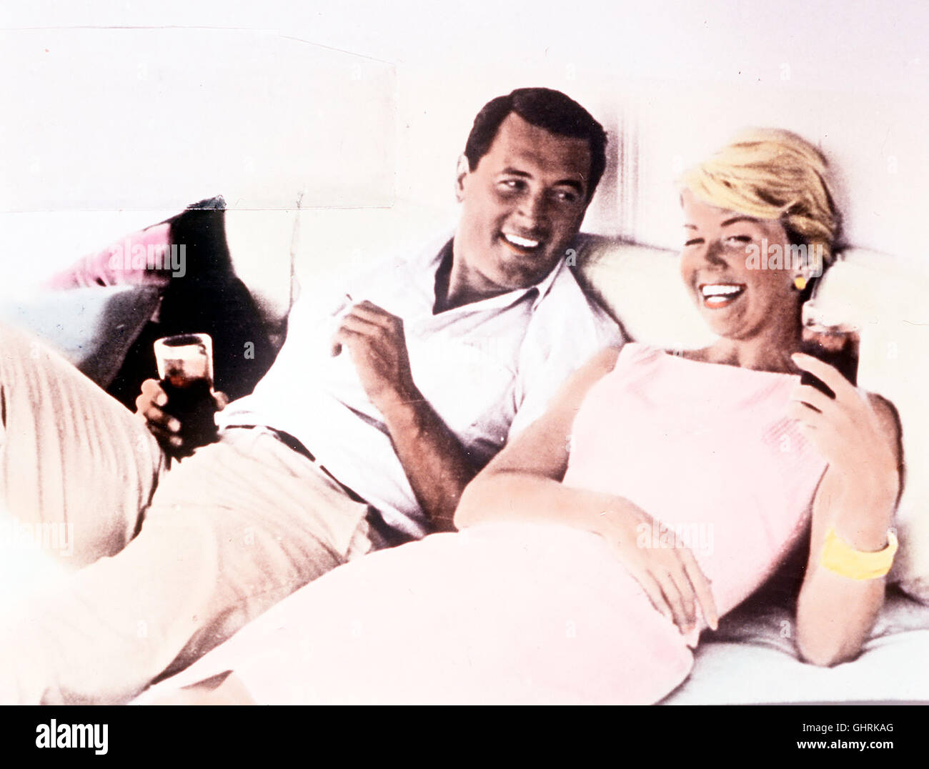 Pillow Talk Jan Morrow (DORIS DAY) ahnt nicht, daß sich hinter dem ...