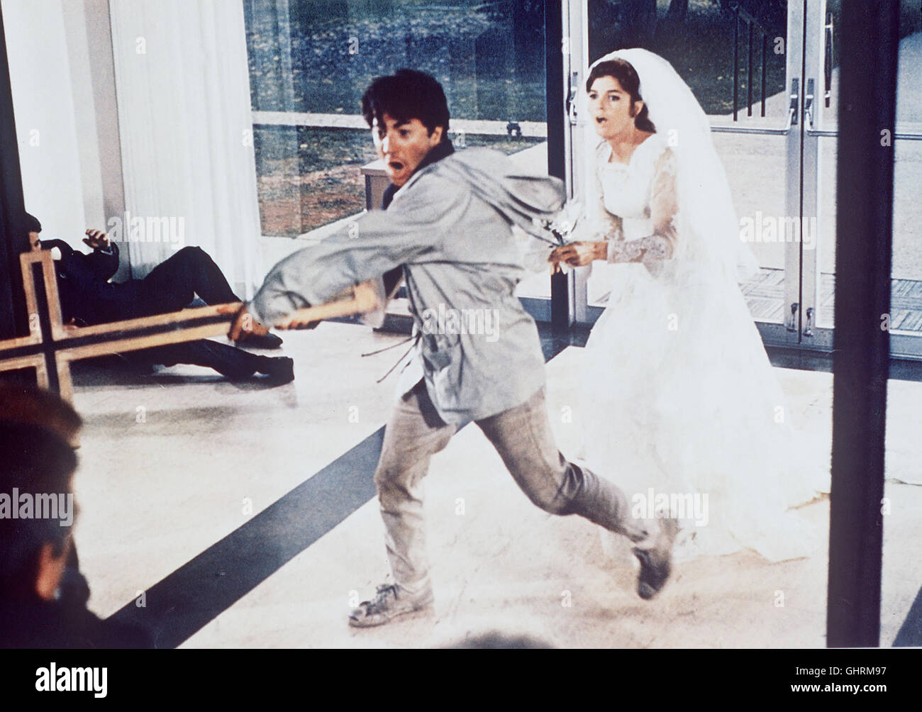 DIE REIFEPRÜFUNG The Graduate Im letzten Augenblick kann Benjamin ...