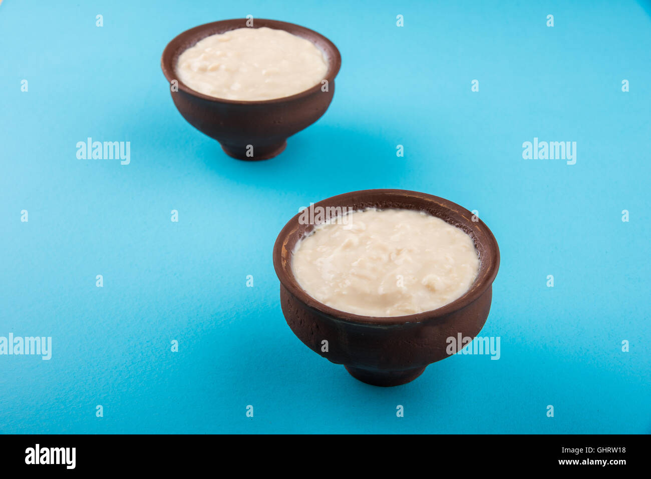 Mishti Doi or Mishti Dahi or Mitha Dahi translate as sweet dahi or ...
